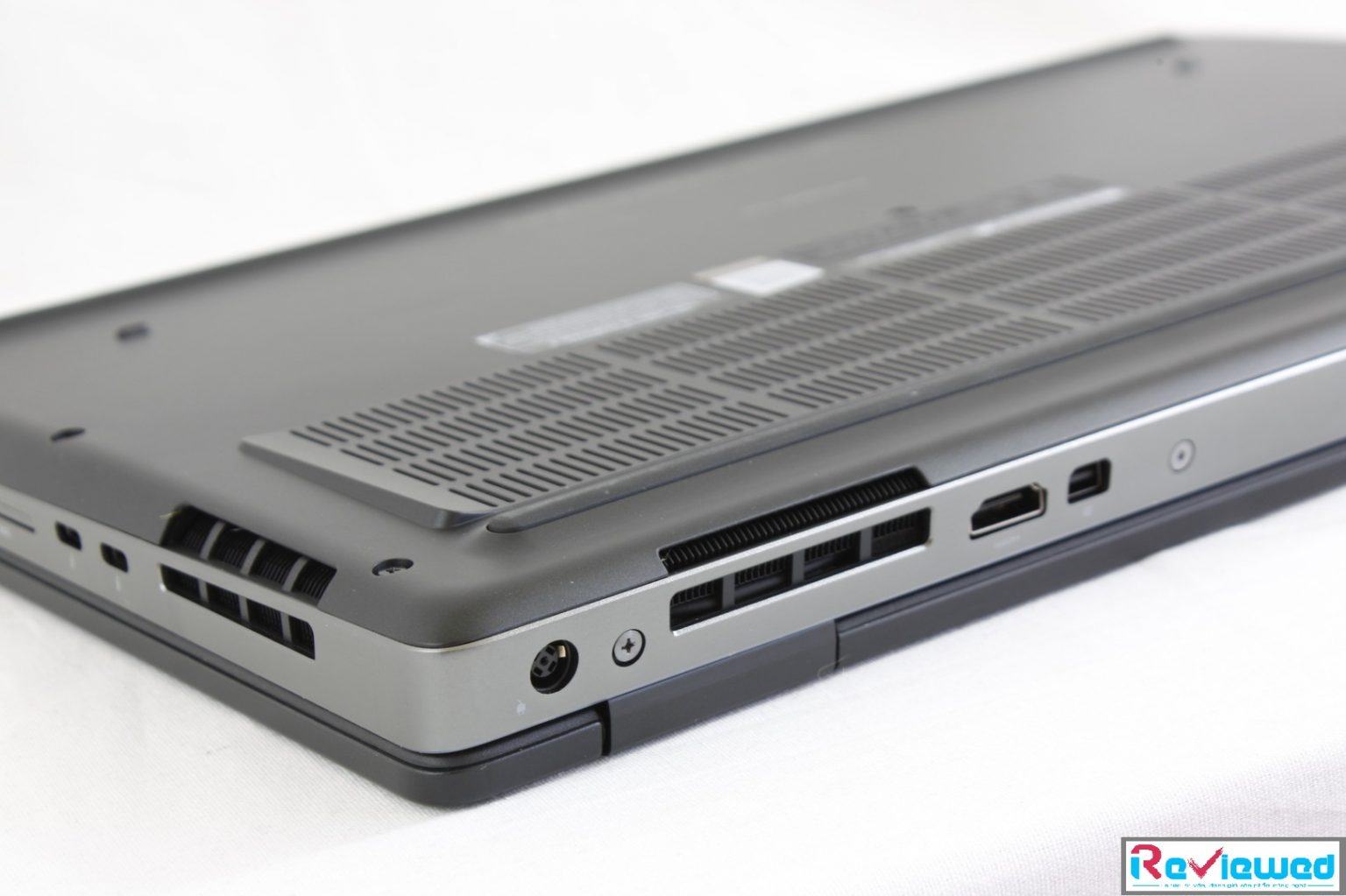 Đánh giá Dell Precision 7530: Bước tiến về thiết kế, hiệu năng so với trước