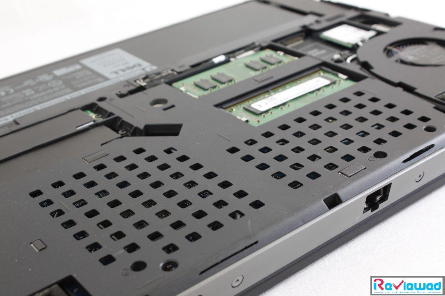 Đánh giá Dell Precision 7530: Bước tiến về thiết kế, hiệu năng so với trước